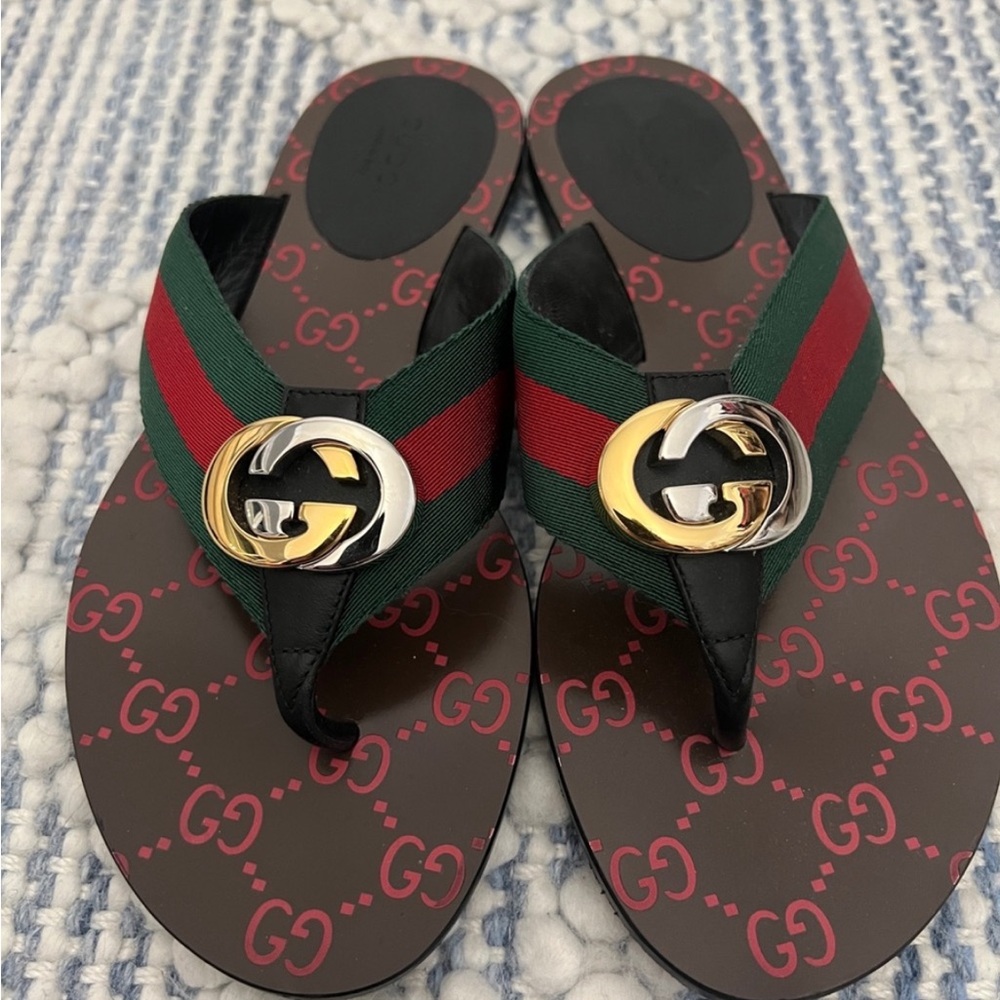 Gucci Sandals, 100% Authentic, Worn Twice - Gem